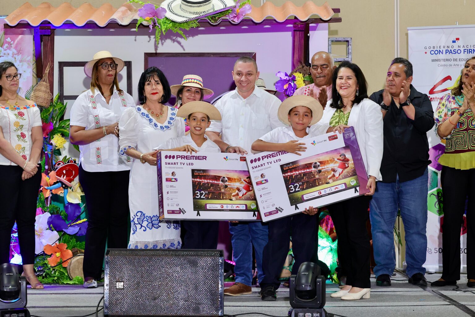 Estudiantes reviven costumbres y tradiciones en el Festival Dora Pérez ...